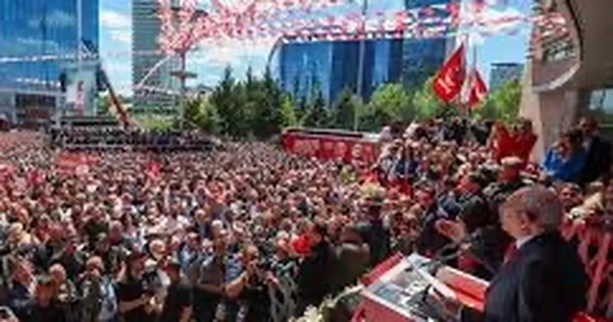 CHP’nin sosyal medya hesaplarında yönetim değişikliği - Hür Haber