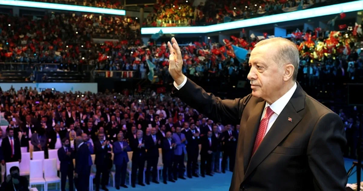 Mustafa Şen, AK Parti'nin son oy oranını açıkladı - Hür Haber