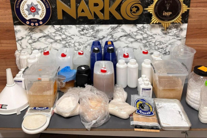 İstanbul'da 30 kilogram uyuşturucu ele geçirildi - Hür Haber